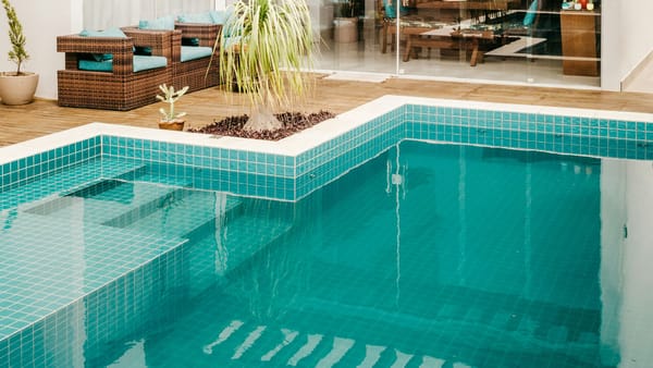 Pool Water Level: Why is it important?